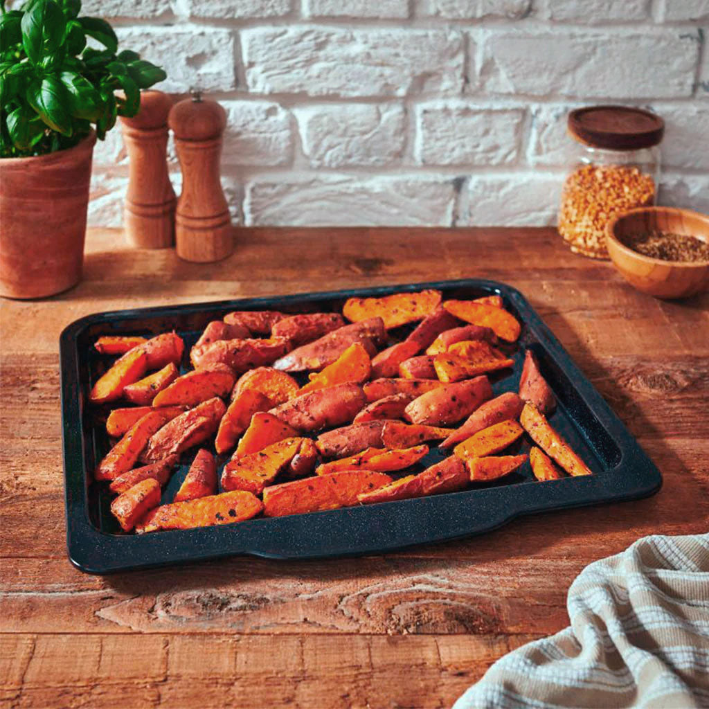Wham® Enamel Baking Tray – Claudia&Julia